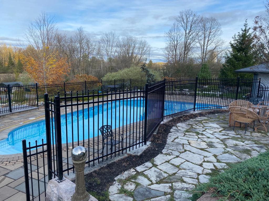 Fencing Contractor | Fence And Deck Construction | Ottawa